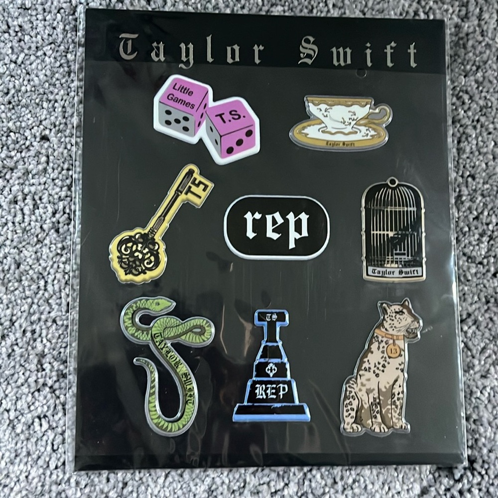 Taylor Swift Reputation Bubble Stickers - Gem
